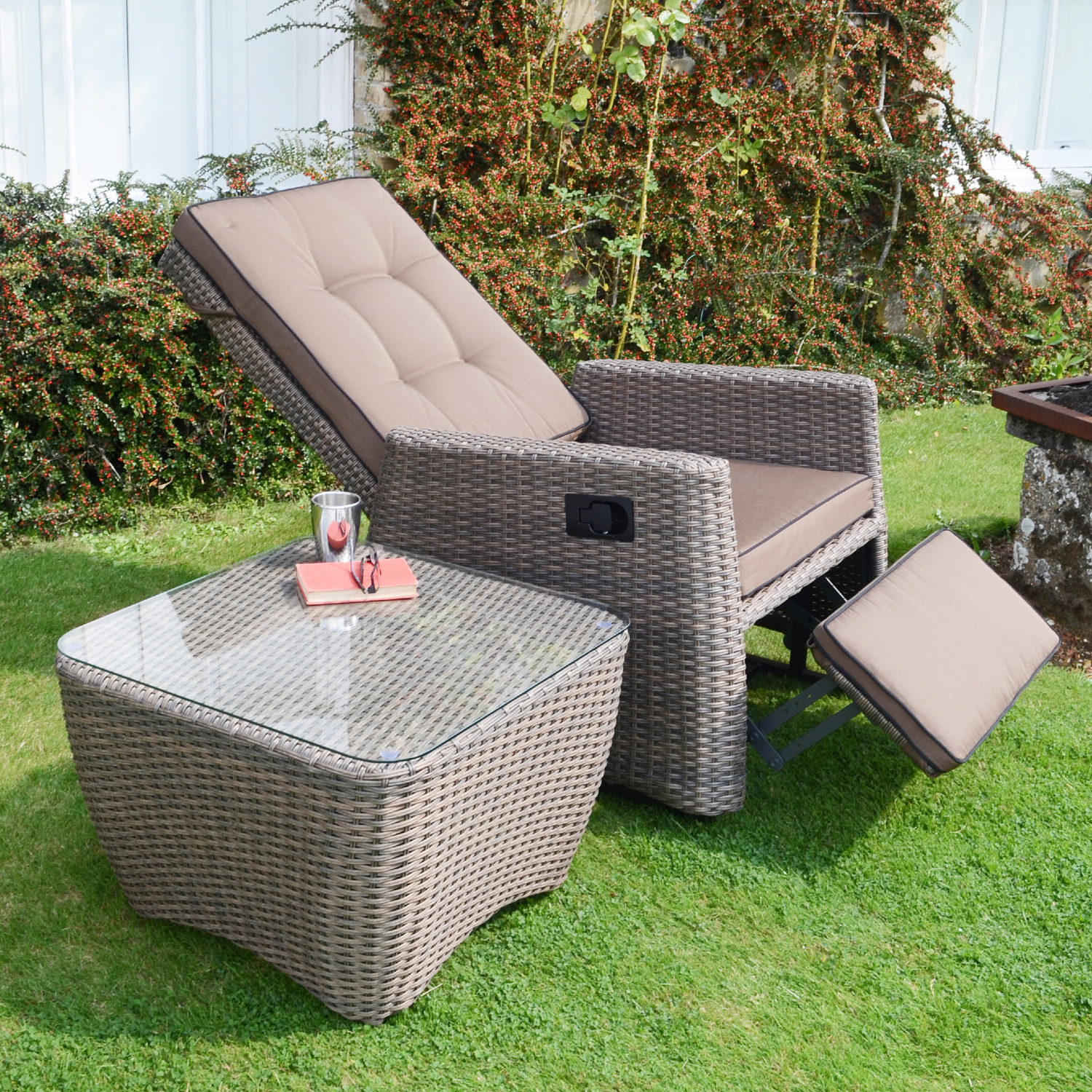 Sherborne Glider & Side Table - Europa Leisure (UK)